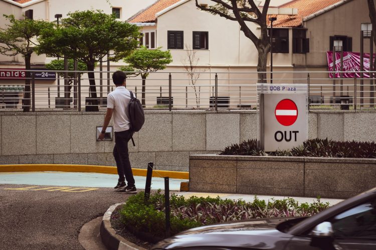 Clock Out Rules And Policies At Work Do You Know The Law 